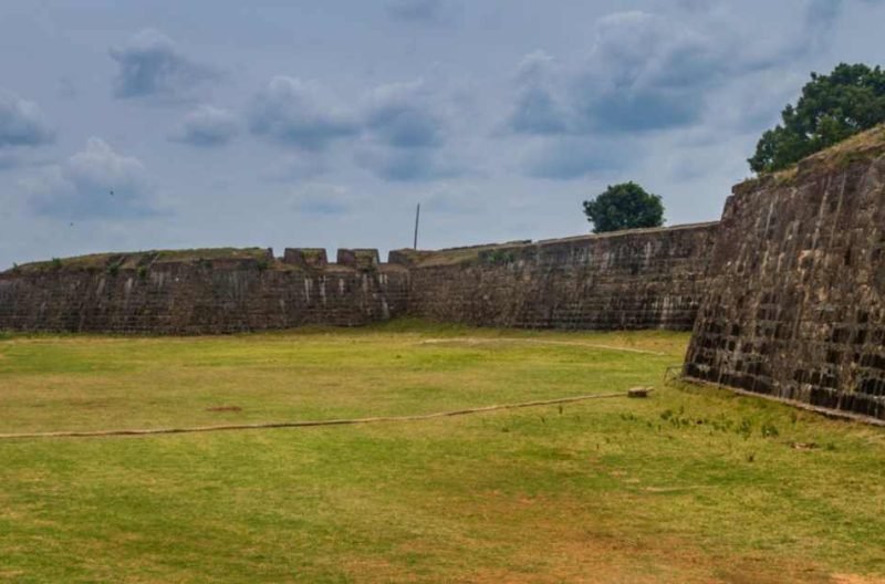 Gokanna Raja Maha Vihara Temple - Trincomalee