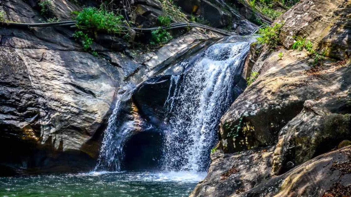 Bambarakiriella Waterfalls