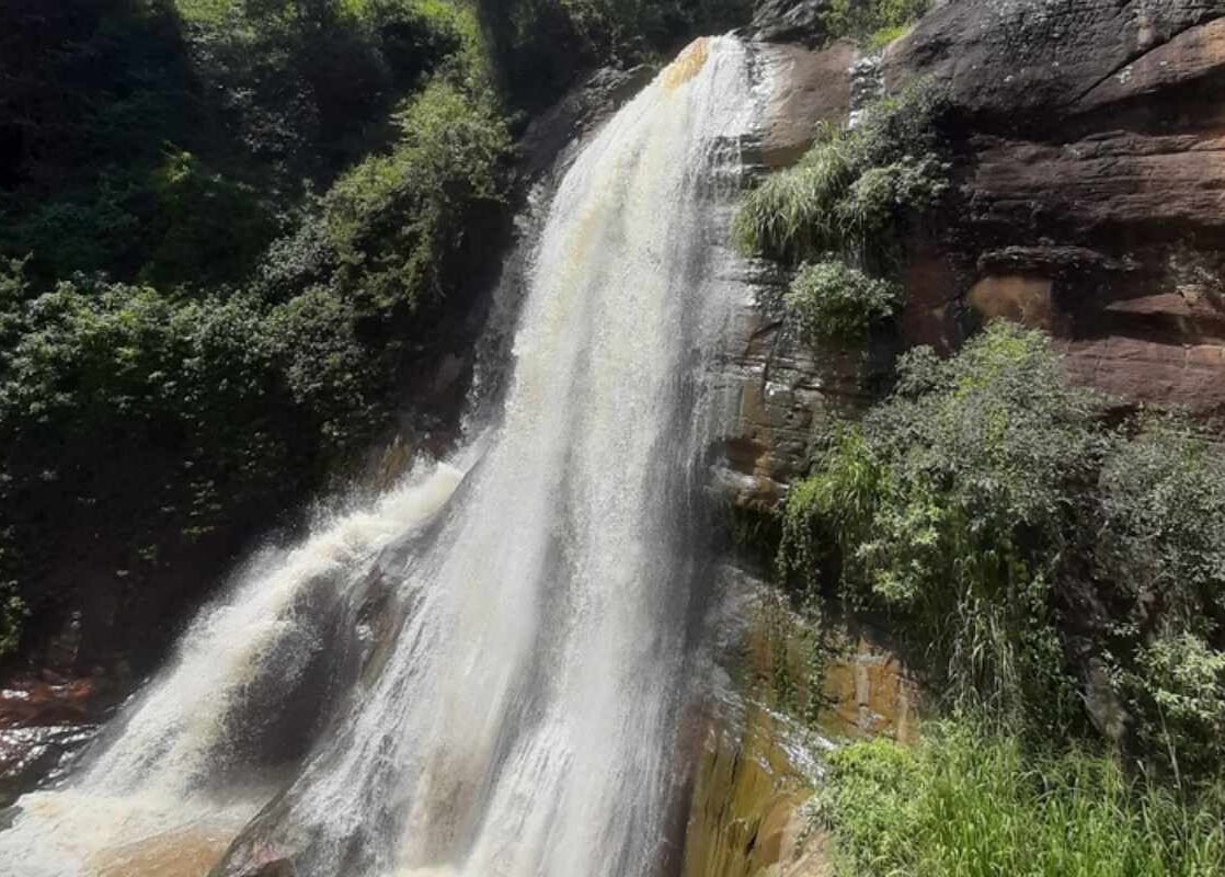 Mana Ella Waterfalls